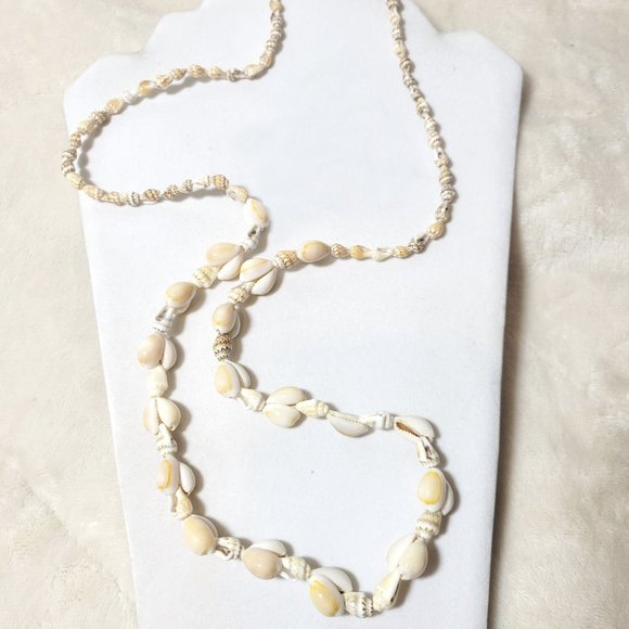 Jewelry | 198s Dovetail Cowrie Shell Mini Seashells Hawaiian Tahitian ...